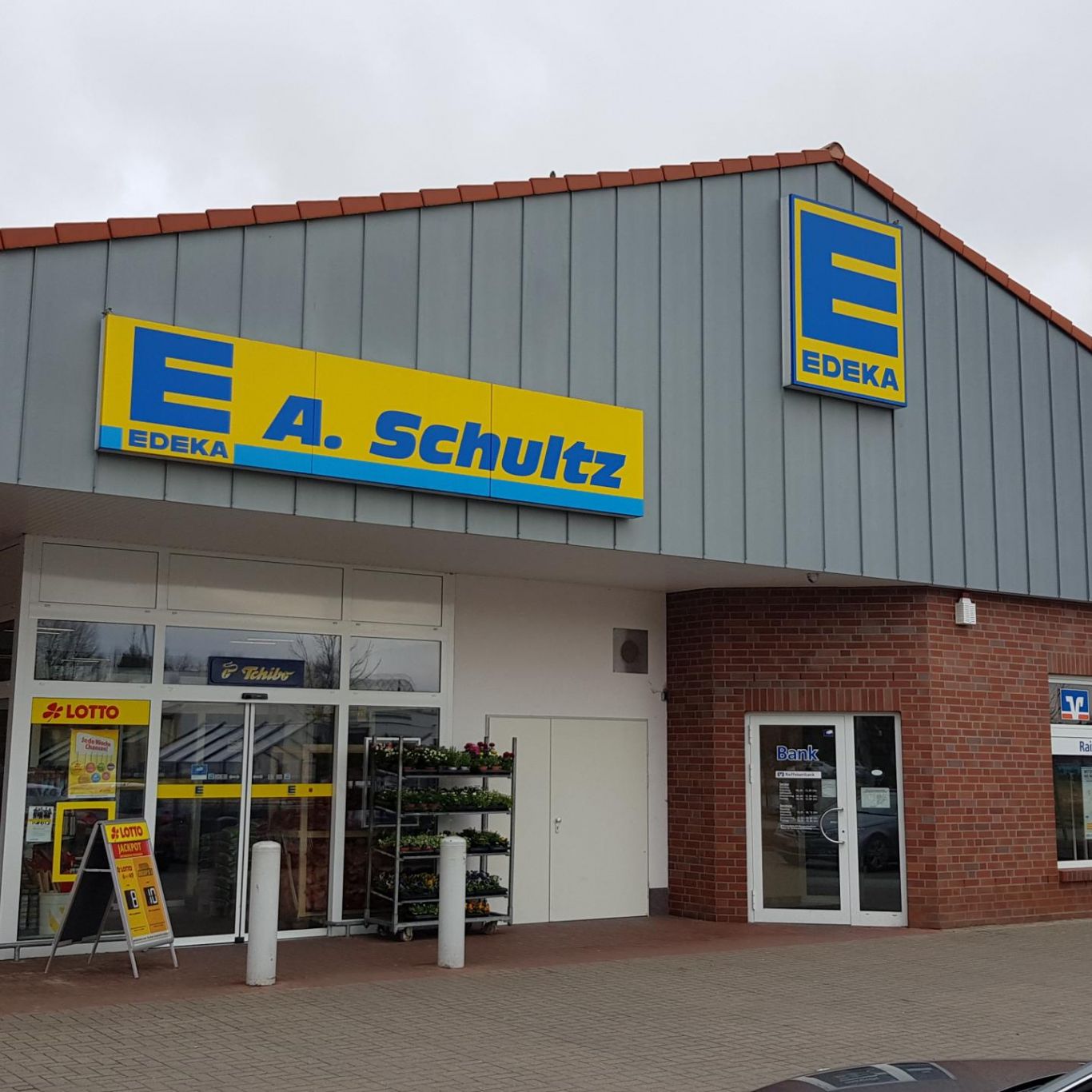 EDEKA Schultz in Mirow und Fürstenberg